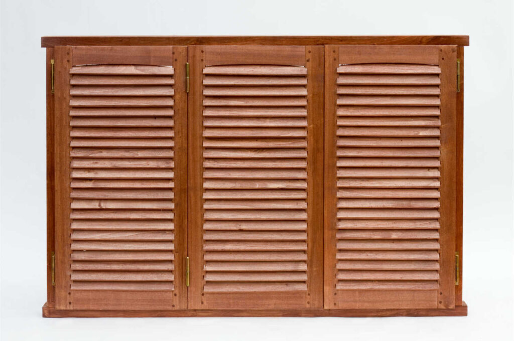 Ventana Corrediza Con Postigo Para Vidrio Repartido – Duralex Aberturas